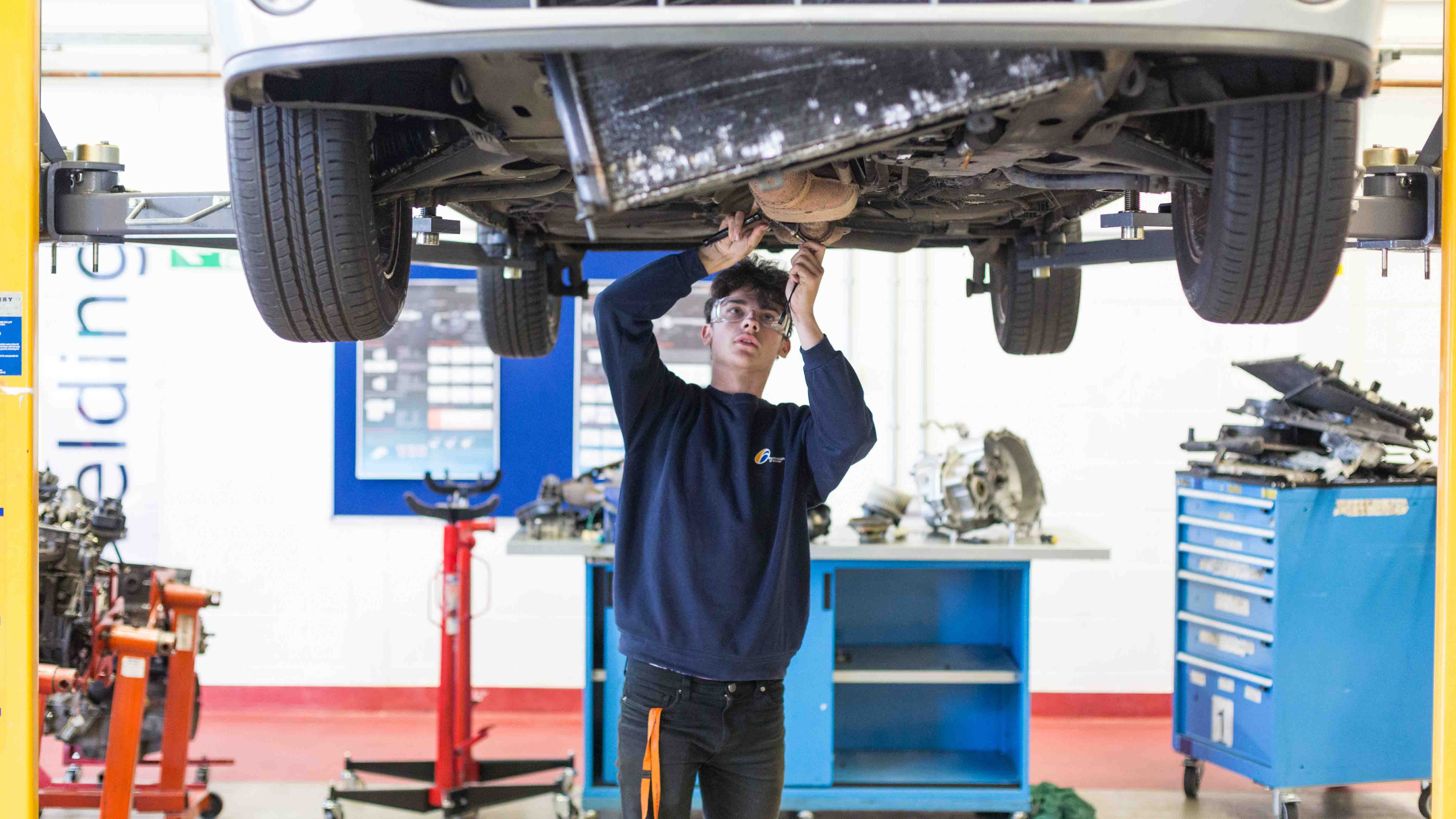 Engineering (Mechanical) HND – University Centre Farnborough